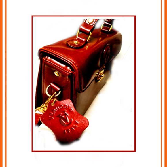 Verucci | Bags | Verucci Italianmade Over The Shoulder Womens Pursebag ...